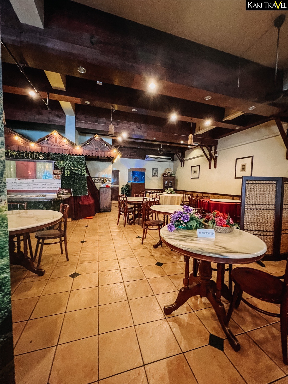 8 Tempat Makan Wajib Cuba jika anda ke Kuching, Sarawak [2023 ...