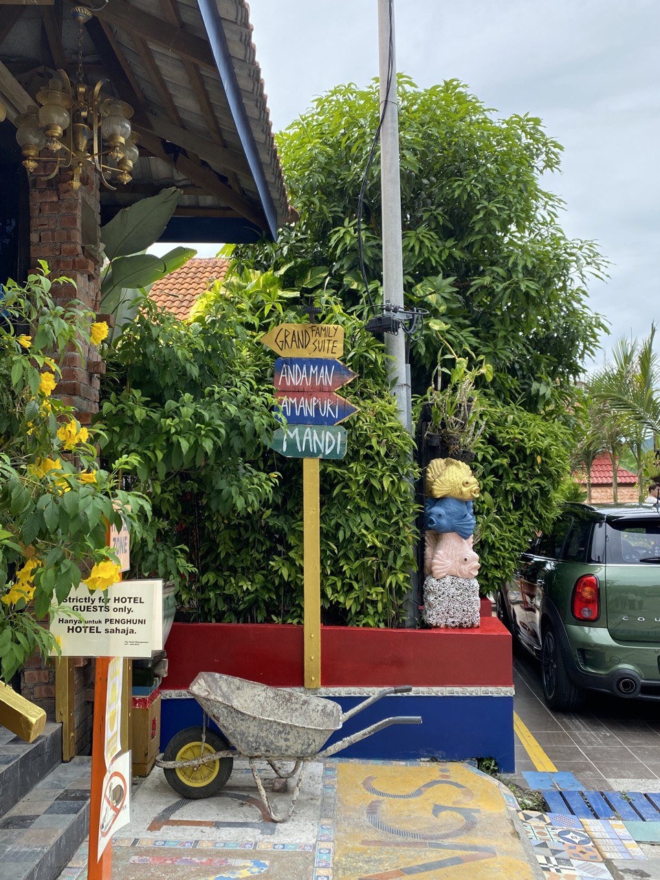 Biru Biru On The Island - Kafe 'vibes' Bali di Penang! | KakiTravel.net