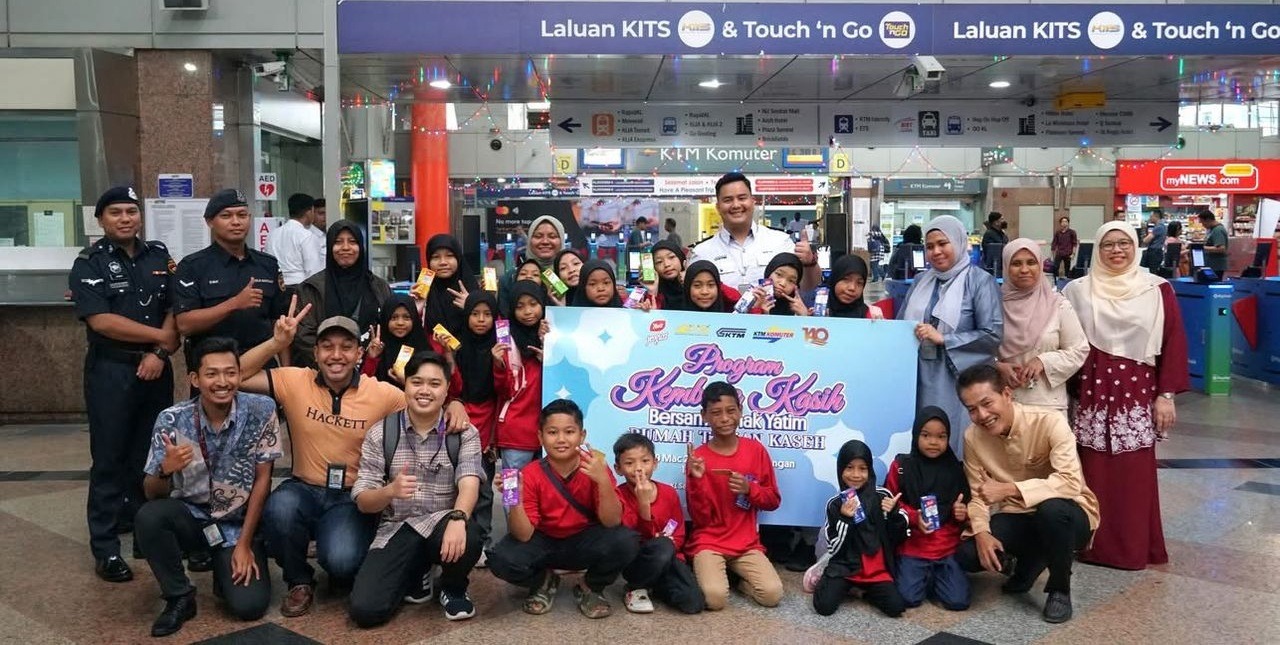 ETS, KTM Komuter & Yeo’s Yeogurt Bawa Anak Yatim Beli Persiapan Raya ...